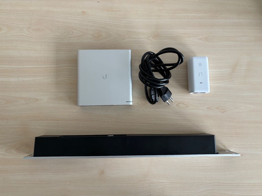 Ubiquiti Unifi Cloud Key Gen 2 + Rackmount Kit (Gebraucht) in ...