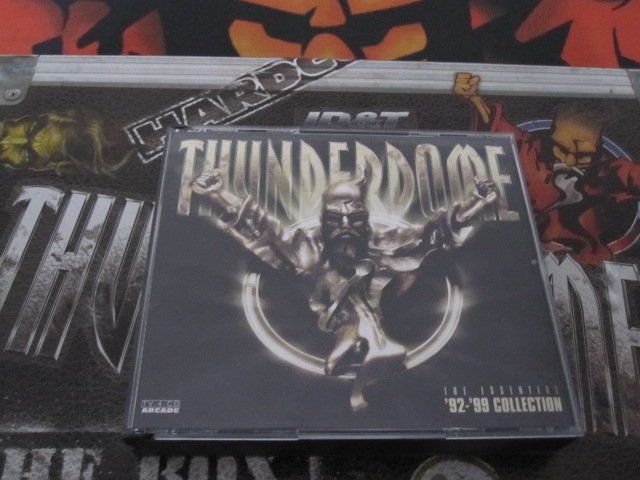THUNDERDOME ESSENTIAL COLLECTION 4CD !!! | Kaufen auf Ricardo