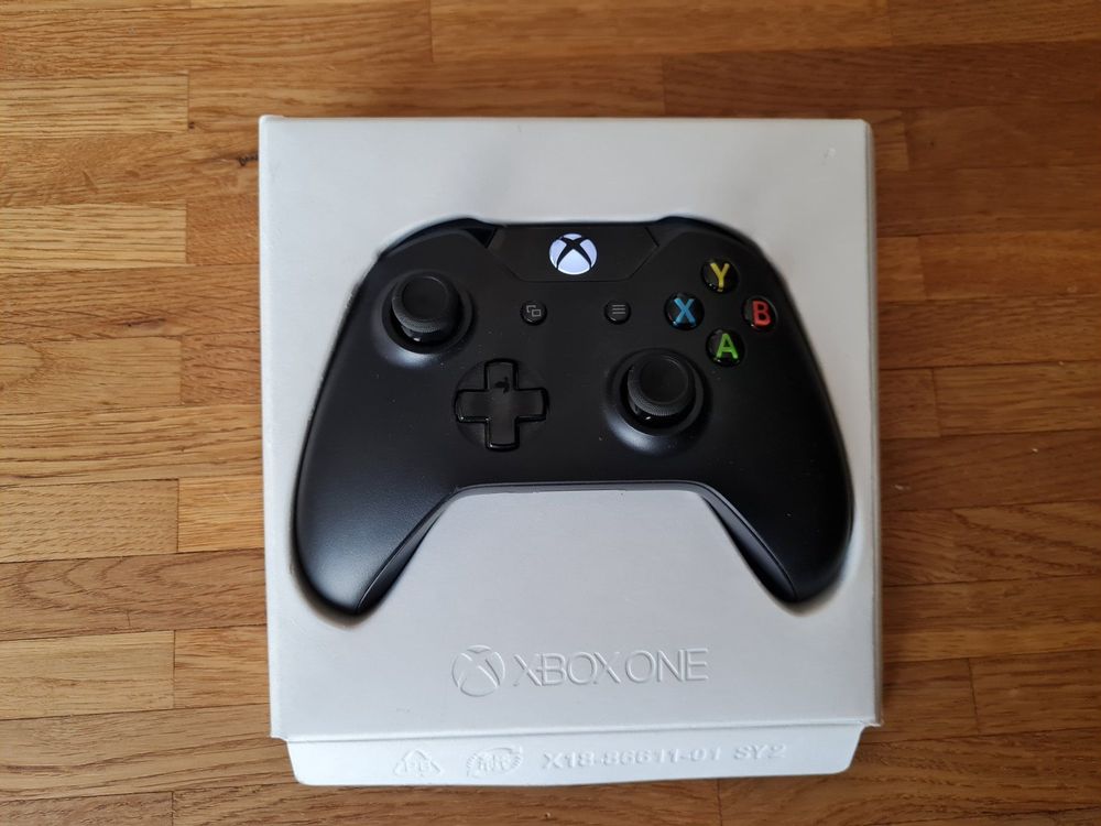Microsoft Xbox One Wireless Controller schwarz | Kaufen auf Ricardo