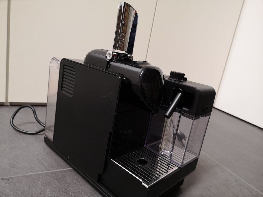 Nespresso DeLonghi Lattissima+EN520 | Kaufen auf Ricardo