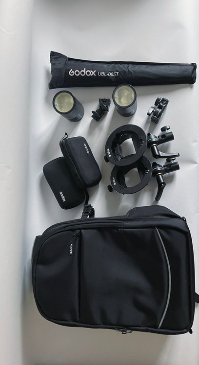 AD100 Godox 2-Light Kit (Gebraucht) in Bühler für CHF 465 – mit ...