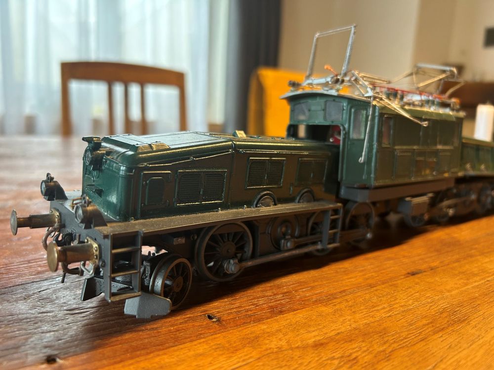 Krokodil Spur O | Kaufen auf Ricardo