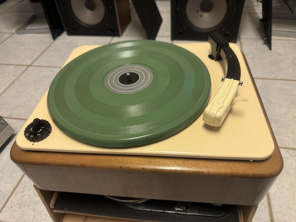 Thorens CB 33 PN Plattenspieler selten (Gebraucht) in Trimbach für CHF 149 – nur Abholung auf ...