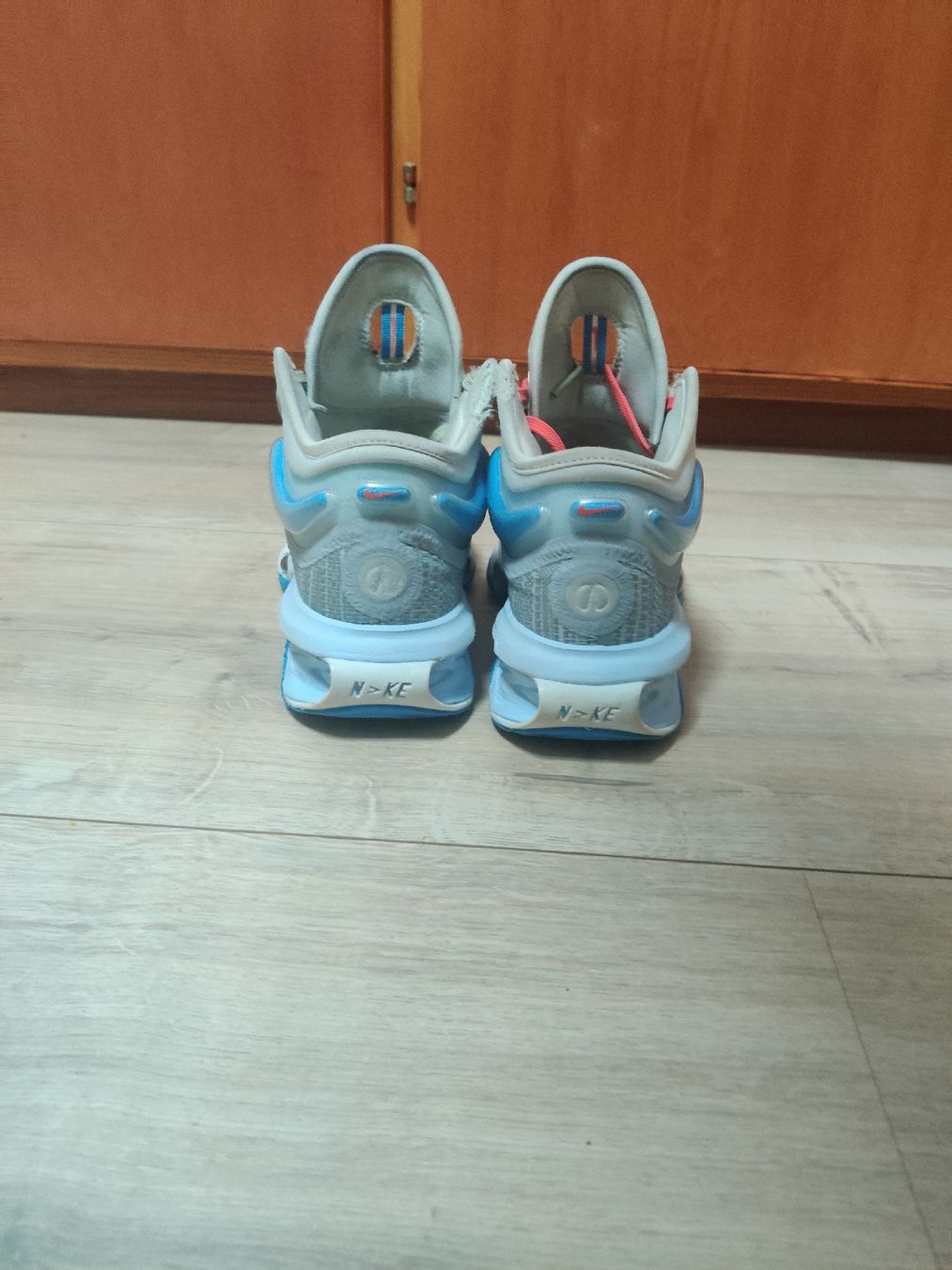 Nike gt Jump 2 Basketball Shoes, Size 42. Shipping 8 fr.- (Gebraucht ...