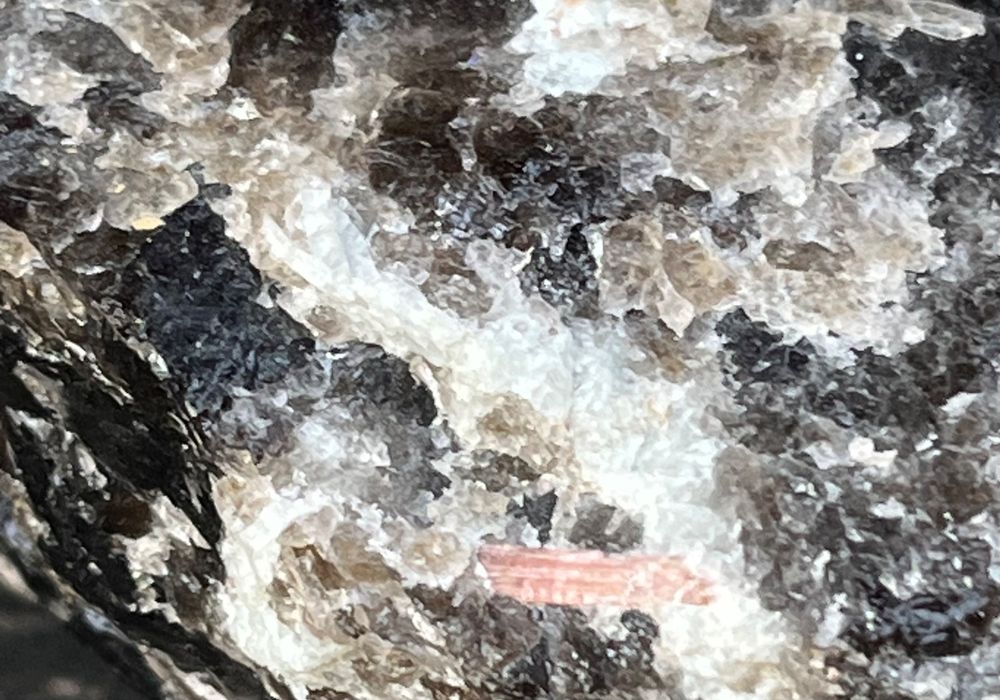 Stufe mit Turmalin (Rubellit ,Dravit ,Schörl) Lappland SE (Gebraucht ...