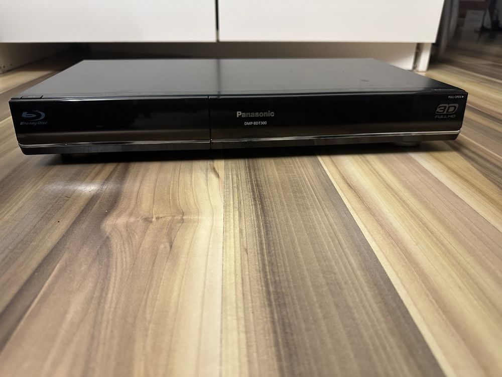 Panasonic DMP BDT 300 Blu Ray Player (Gebraucht) in Kriegstetten für CHF 20 – mit Lieferung auf ...