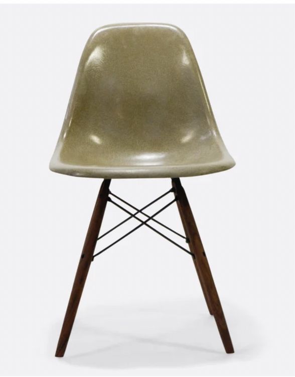 Vintage Eames Fiberglass Chair in Greige (Gebraucht) in Binningen für CHF 490 – mit Lieferung ...