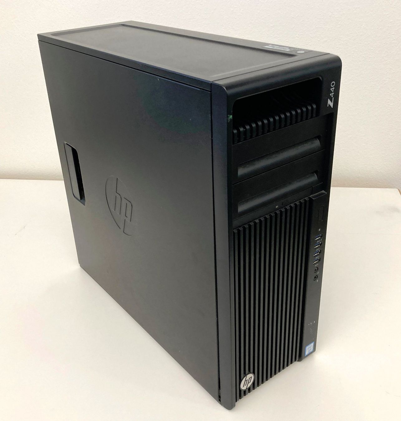 HP Z440 Workstation mit 3 x 2 TB (Gebraucht) in Altendorf für CHF 125 ...