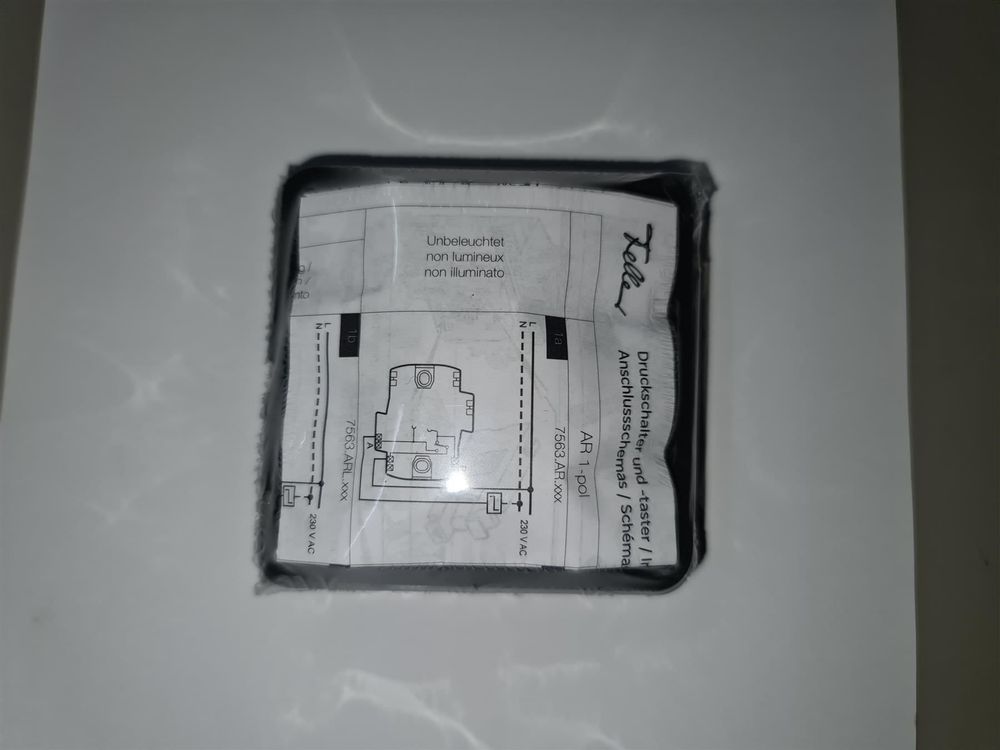 Feller NUP Druckschalter schwarz IP55 ab 1.- (Neu und originalverpackt ...