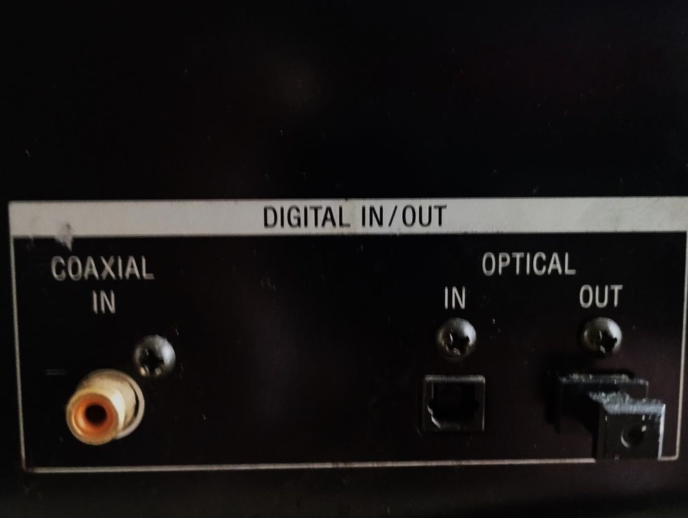 SONY DAT Tape-Deck DtC 670 (Defekt) in Lachen SZ für CHF 18 – mit ...