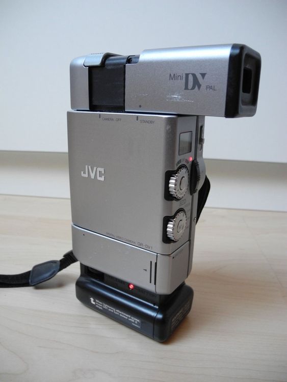 JVC GR-DV1 (Gebraucht) in Madiswil für CHF 90 – mit Lieferung auf ...