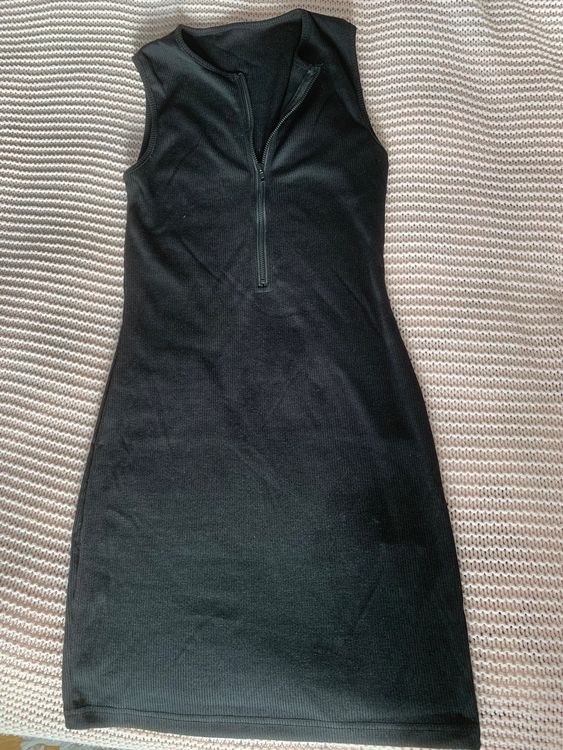 Robe noire streetwear chic | Kaufen auf Ricardo