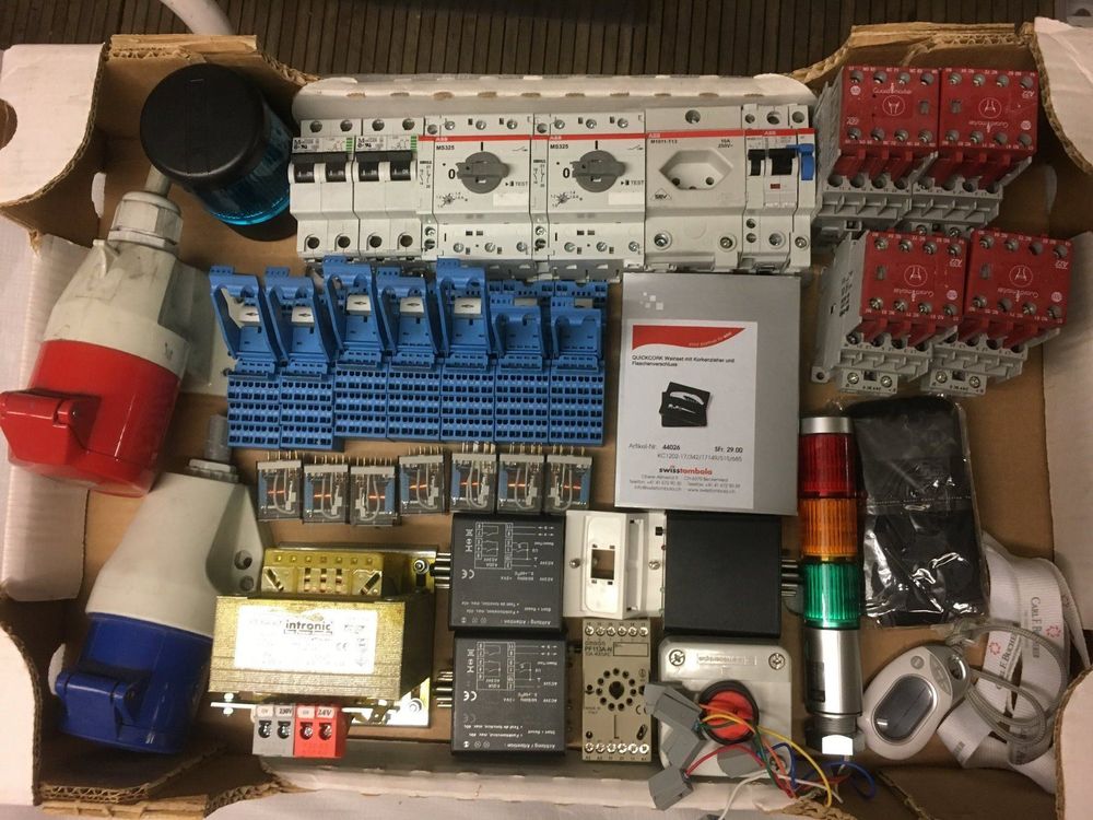 Div. Elektromaterial (Paket Nr.140) (Gebraucht) in für CHF 21 – mit ...