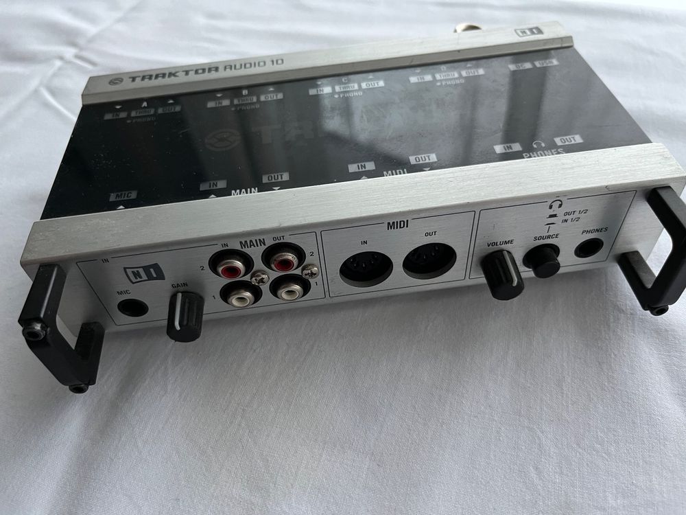 Traktor Audio 10 Soundkarte für DJ-Software (Gebraucht) in Wil SG für ...