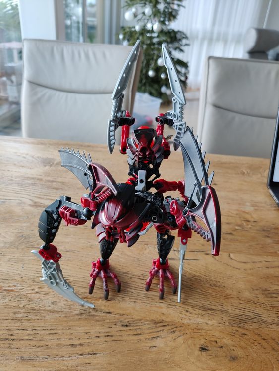 Lego Bionicles 8947 + 8691 (Gebraucht) in St-blaise für CHF 7 – mit ...