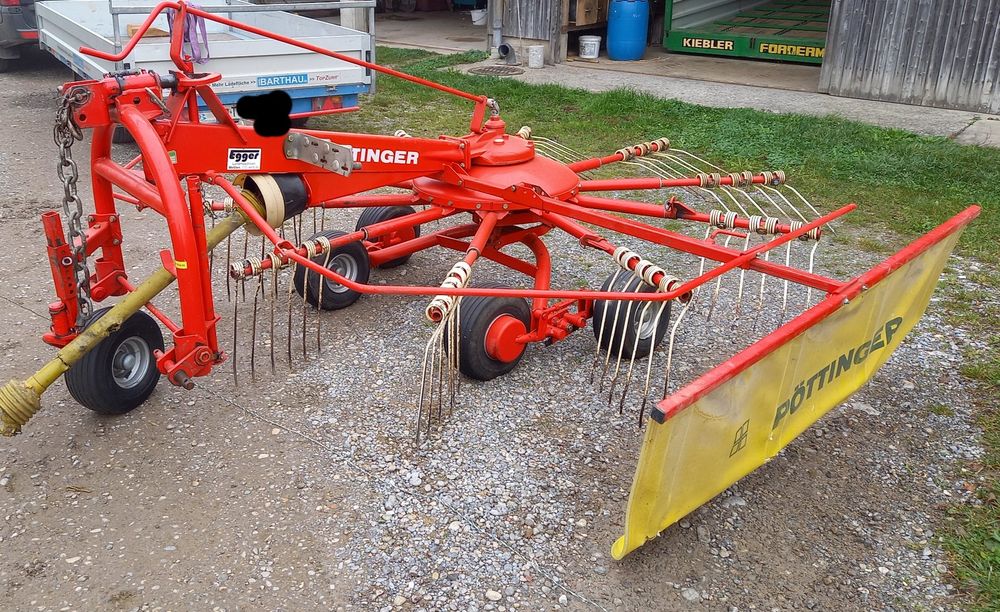 Pöttinger Kreiselschwader TOP 33N (Gebraucht) in Hosenruck für CHF 1920 – nur Abholung auf ...