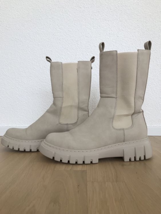 Boots (Gebraucht) in Mettmenstetten für CHF 9 – mit Lieferung auf Ricardo kaufen