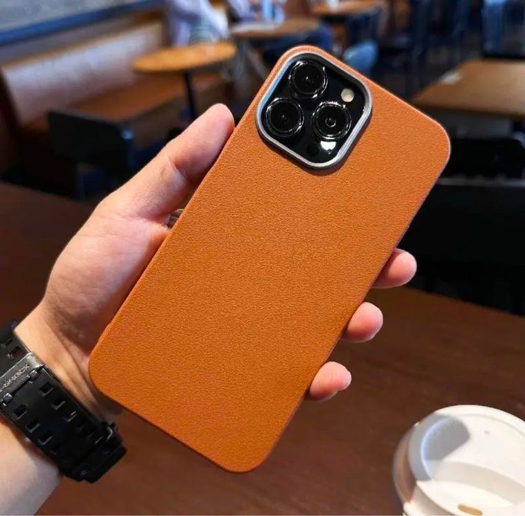 Premium Leder Textur Light Brown - iPhone 16 PRO Hülle (Neu und ...