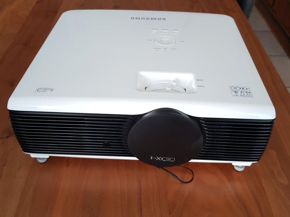 Samsung LED Projektor | Kaufen auf Ricardo