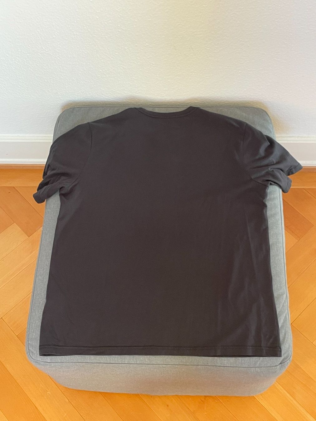 Levi’s T-shirt noir logo vert – Relaxed fit – L (D'occasion) à Lausanne ...