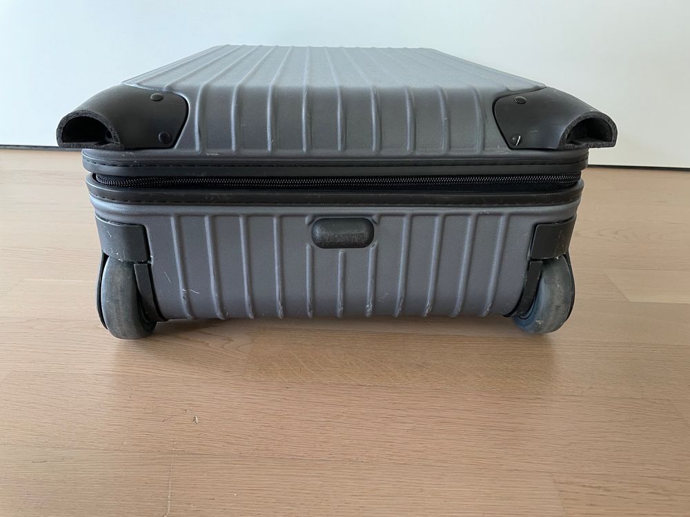 Rimowa Salsa Cabin mit 2 Rollen (Gebraucht) in Schaan für CHF 190 – mit Lieferung auf Ricardo kaufen