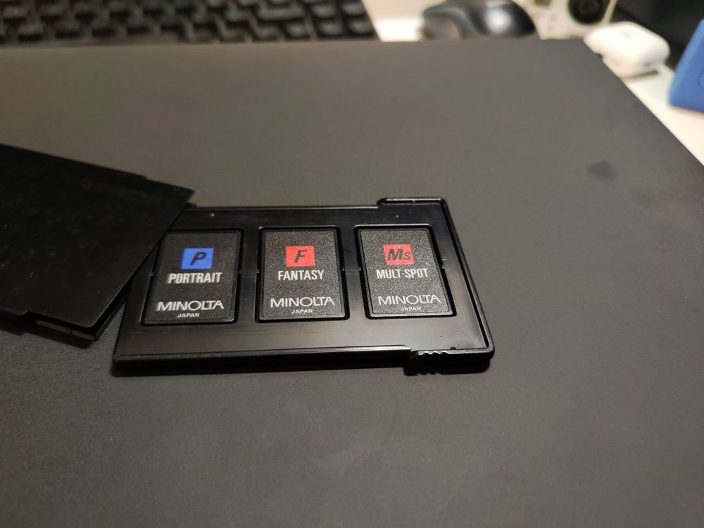 Minolta Card Case 1 with 3 Creative Expansion Cards (Gebraucht) in ...