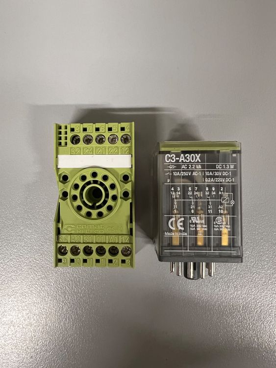 C3-A30X Comat Releco 24vdc Relais mit Sockel | Kaufen auf Ricardo