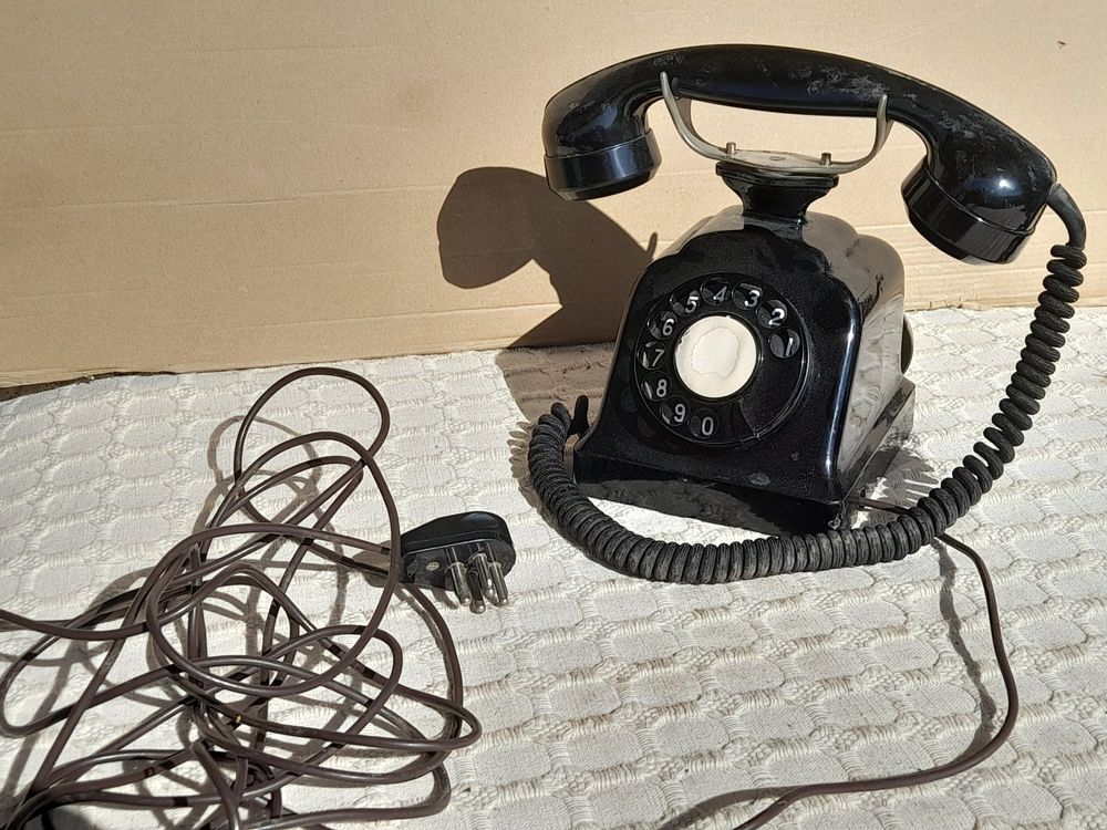 Wählscheiben Telefon alt (Gebraucht) in Thun für CHF 50 – mit Lieferung ...