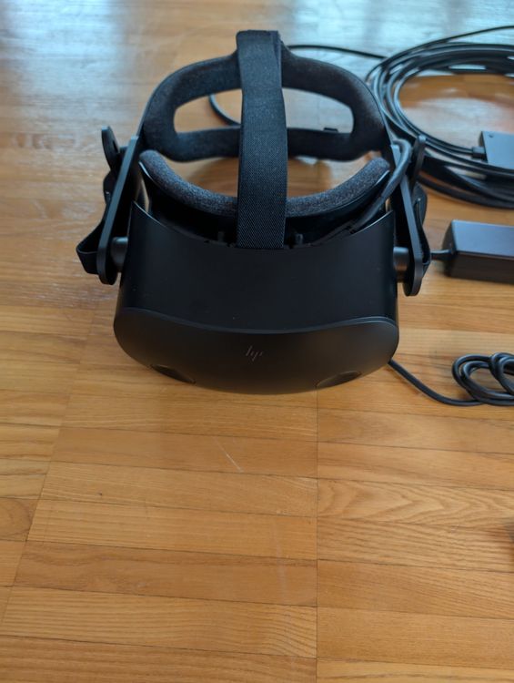 HP Reverb G2 inkl. 2 Motion-Controller (Gebraucht) in für CHF 229 – mit ...