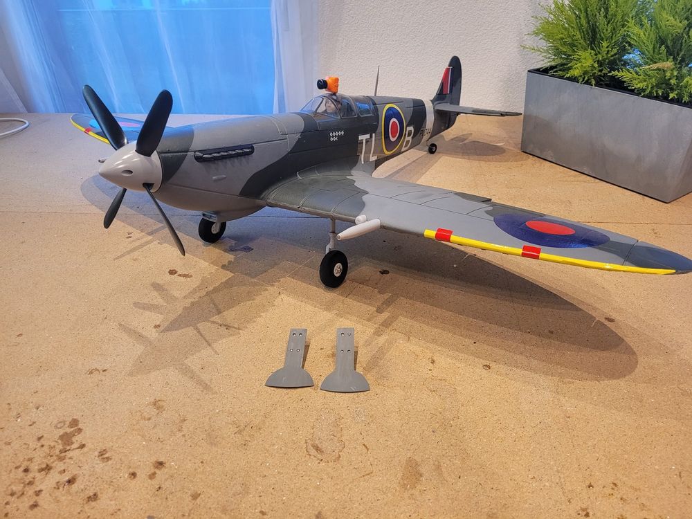 Dynam Spitfire V3 mit FPV-Headtracking (Gebraucht) in Greifensee für ...