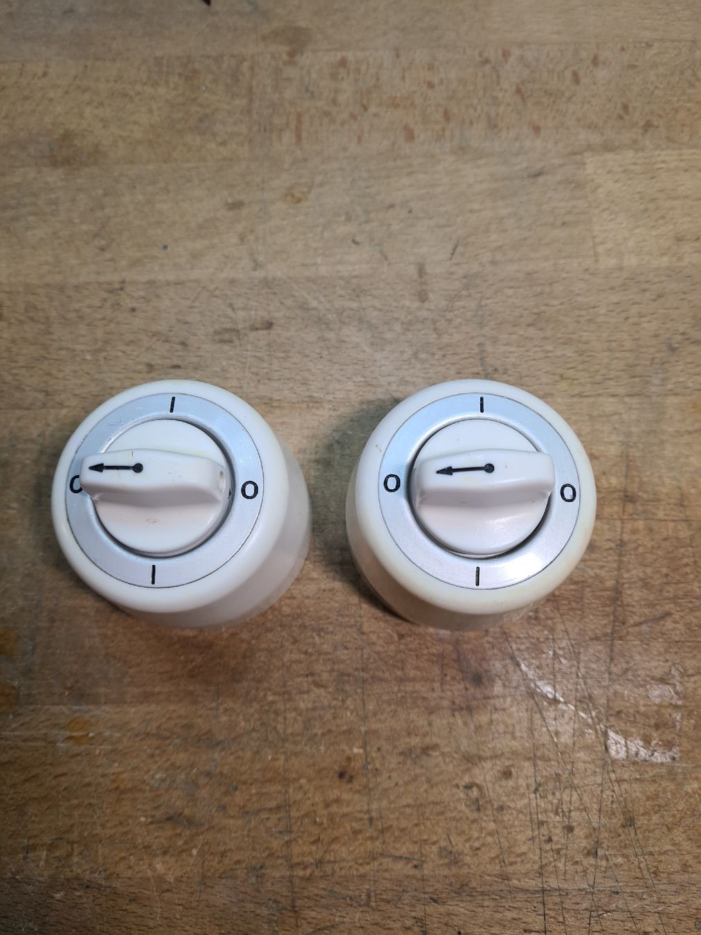 Coppia interruttori vintage sch 0 2 poli (Usato) a Riva San Vitale per ...