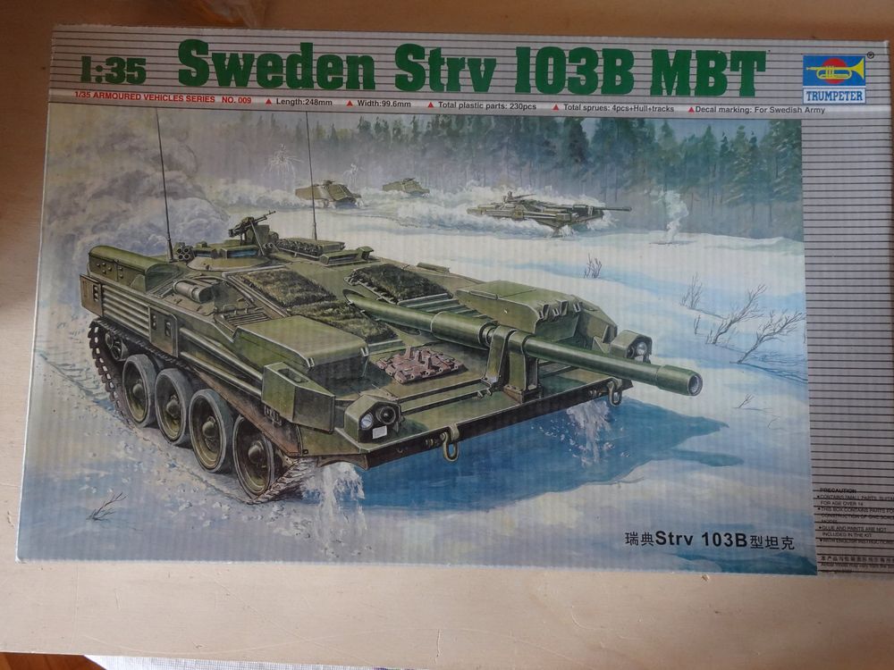 Trumpeter Nr 00309 Sweden Strv 103B MBT Tank 1:35/int 19 (Neu (gemäss ...