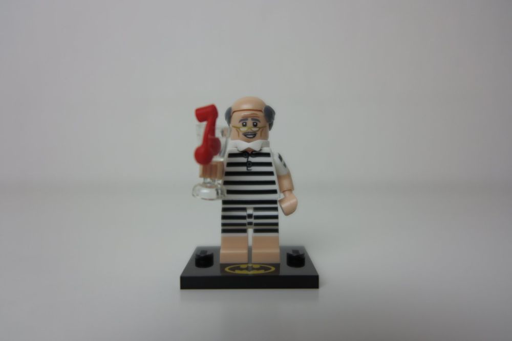 LEGO Minifigur Vacation Alfred Batman Movie CMF Serie 2 (Neu (gemäss ...