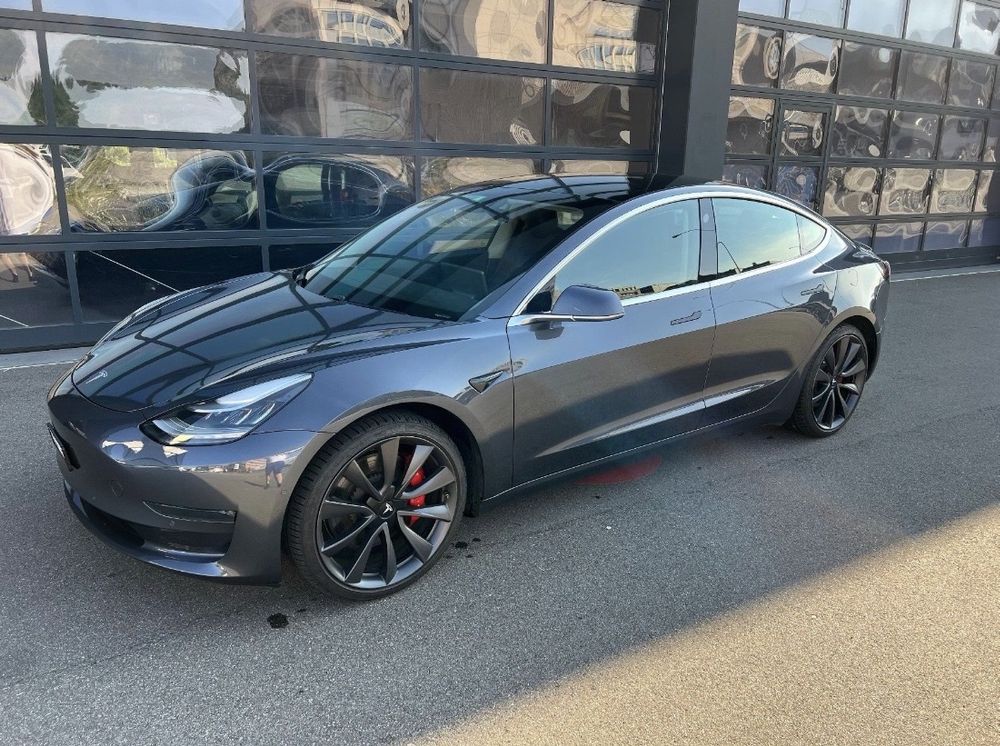 Tesla Model 3 Performance | Long Range | Dual Motor (Gebraucht) in ...
