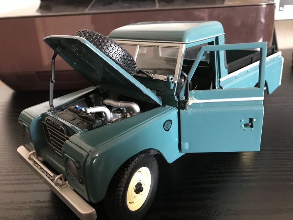 Land Rover. 1:18 | Kaufen auf Ricardo
