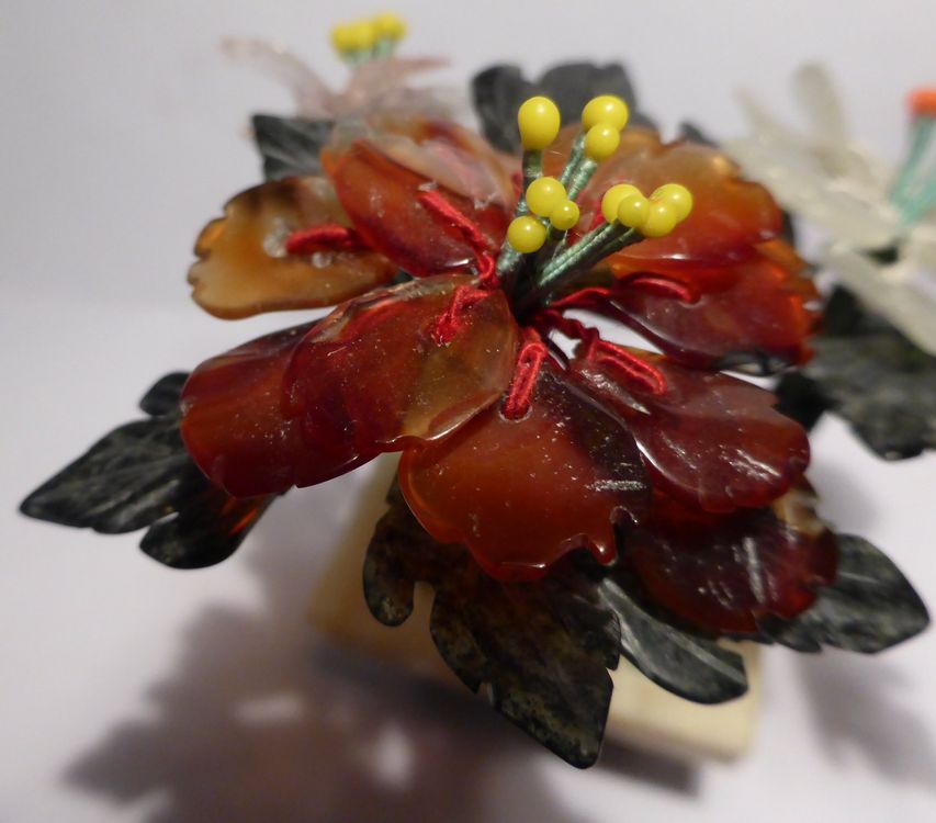 JADE -EDELSTEIN-BLUMEN-10 CM-ECHTER JADE-TOPF UND BLÄTTER (Gebraucht ...