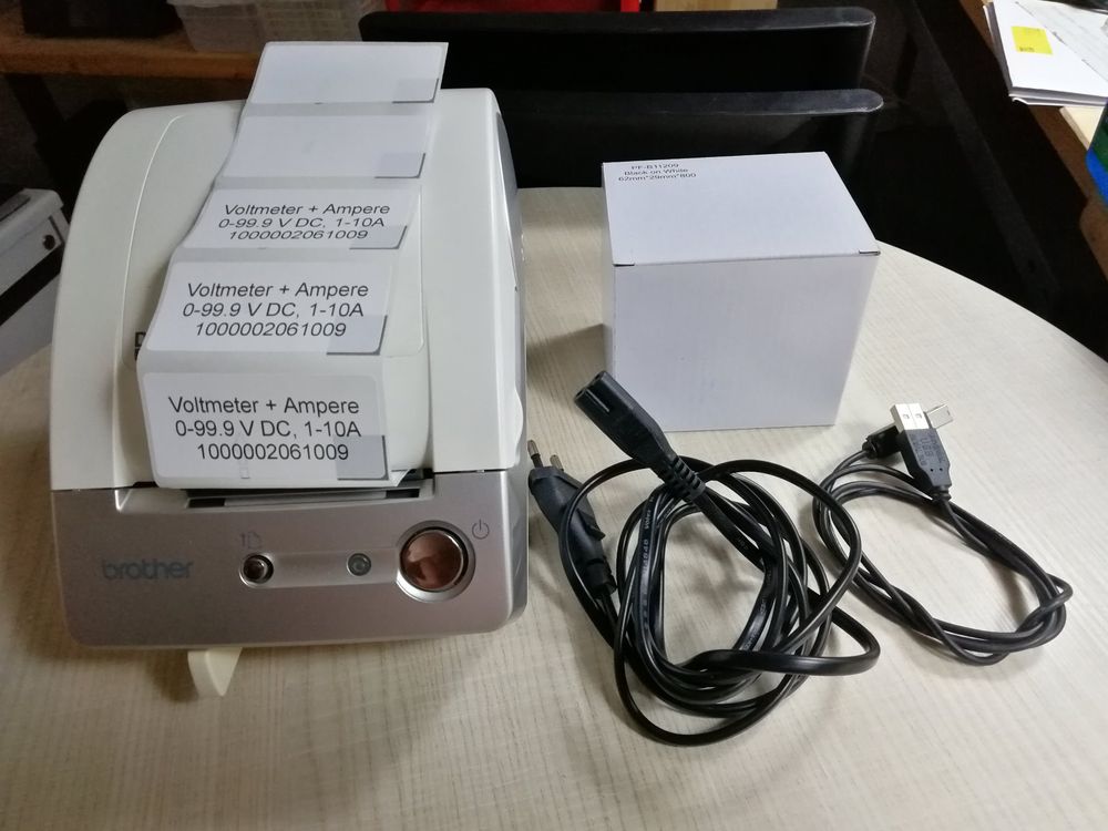 Liquidation; BROTHER QL500 Label-Printer mit 800 Etiketten | Kaufen auf ...