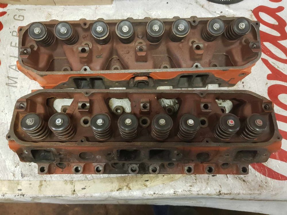 Zylinderköpfe Mopar Big Block (Gebraucht) in Niedergösgen für CHF 690 ...