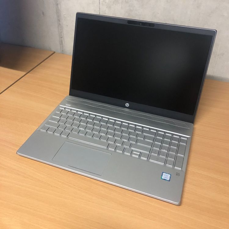 HP NB Pavilion 15-cs1906nz, extrem gut erhaltenes Gerät (Gebraucht) in ...