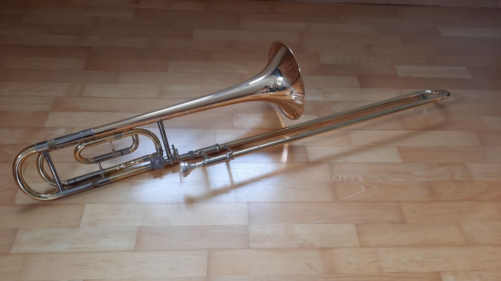 Tenor Posaune "YAMAHA YSL-684 G" mit Quartventil | Kaufen auf Ricardo