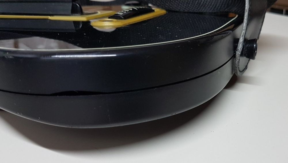 Guitar Hero Live mit Gitarre für Xb One (Gebraucht) in Schüpfheim für ...