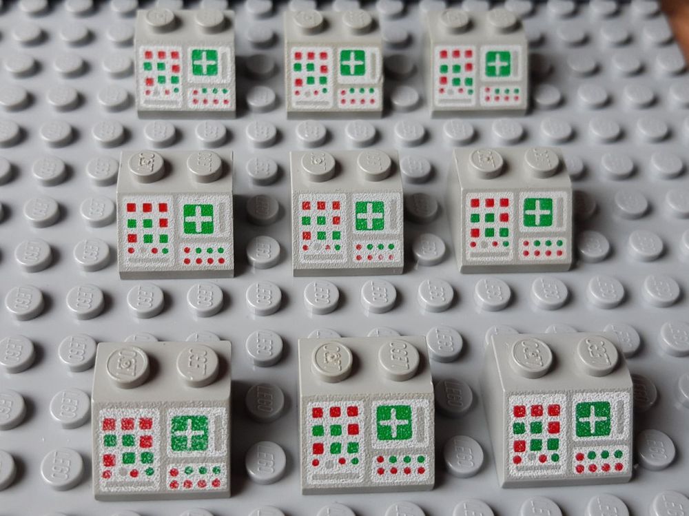 LEGO - 9x Slope Computer Panel - 3039p34 (Gebraucht) in Muhen für CHF 6 ...
