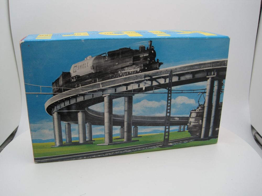 Kibri 7610 Spur N f019 (Neu und originalverpackt) in für CHF 11 – mit Lieferung auf Ricardo kaufen