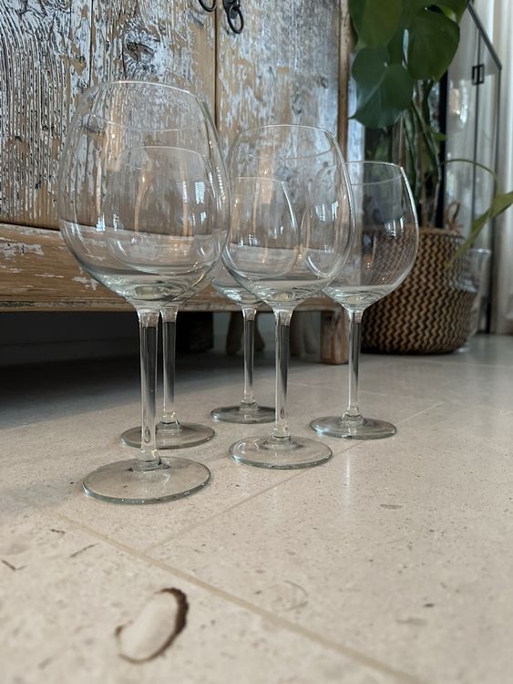Red Wine glasses (5) (Gebraucht) in für CHF 5 – nur Abholung auf ...