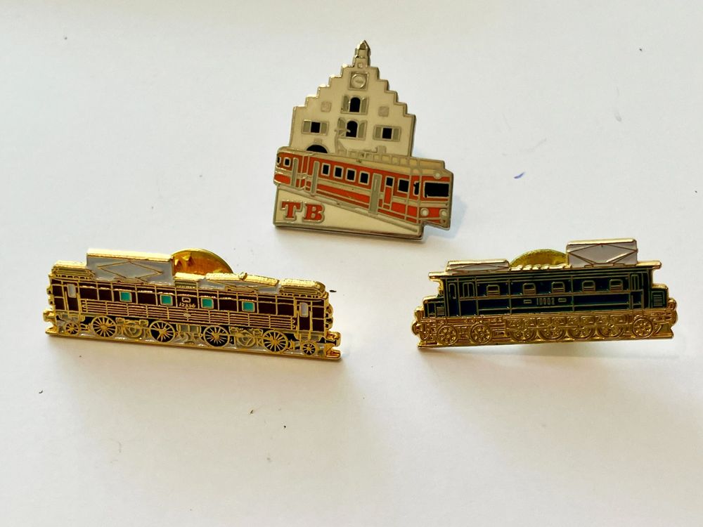 3er Set Pin Züge Lokomotiven (Gebraucht) in Basel für CHF 2 – mit Lieferung auf Ricardo kaufen