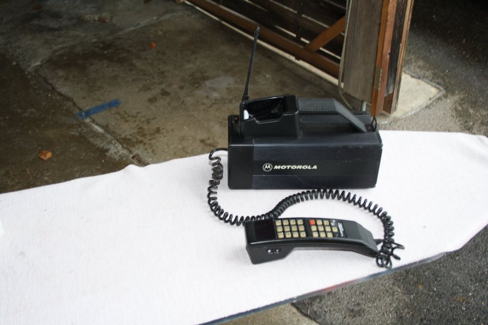 NATEL C MOTOROLA AUTOTELEFON KULT VINTAGE (Gebraucht) in Wauwil für CHF ...