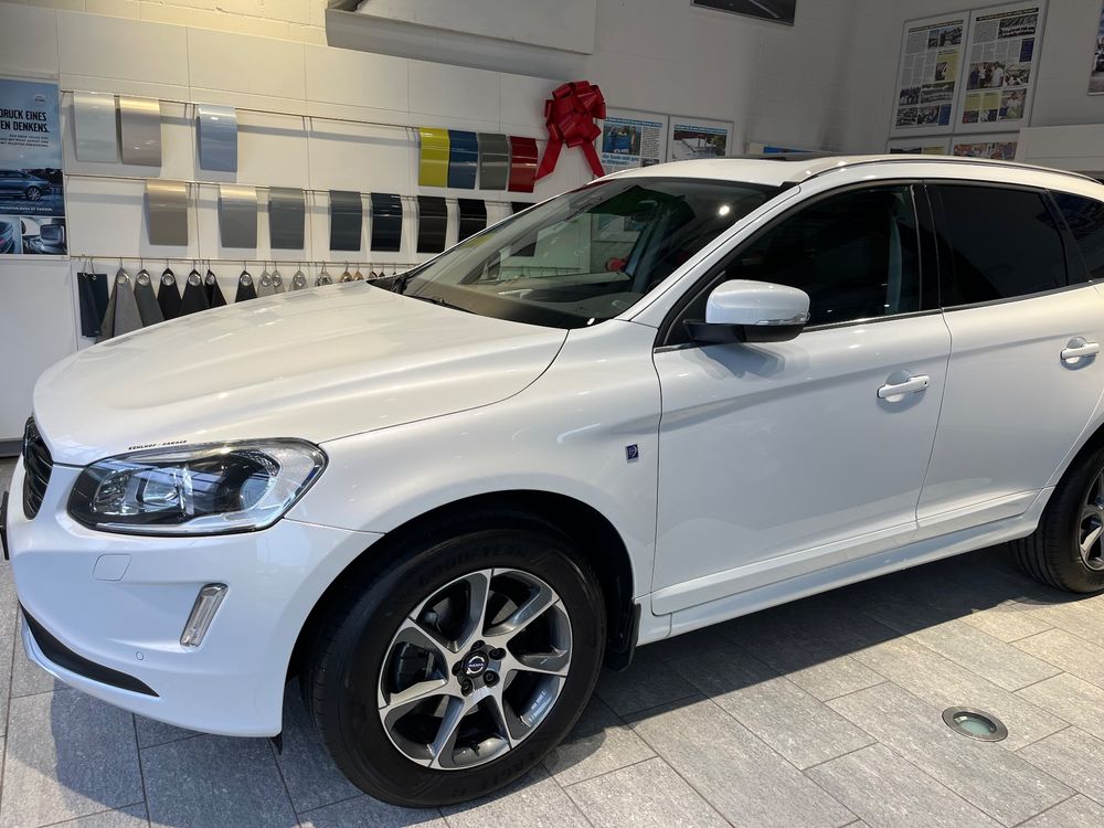 Volvo xc60 D4 Ocean Race Edition Super Zustand (Gebraucht) in ...