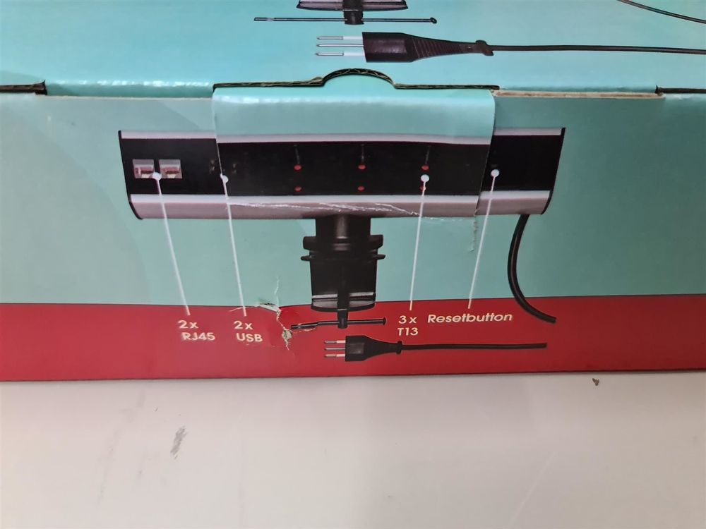 neue Steckdosenleiste 3xT13/USB/2x RJ45 ab 1.- Tischmontage (Neu und originalverpackt) in Krinau ...