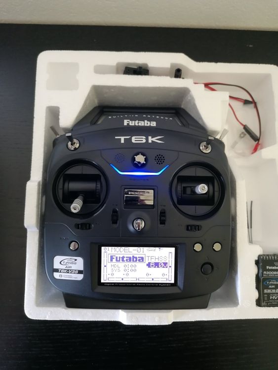 Futaba Fernsteuerung T6K V2.0 Mode 2 (Gas links) (Neu (gemäss ...