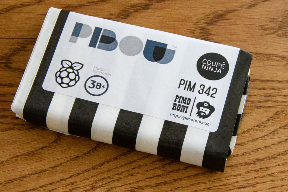 Pibow Coupé Ninja Gehäuse für Raspberry Pi 3B+ von Pimoroni (Neu und ...